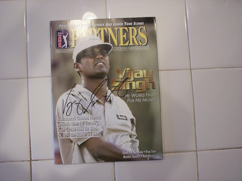VIJAY SINGH AUTOGRAPHED PGA TOUR PARTNERS MAGAZINE ONE SIGNED JULY ...