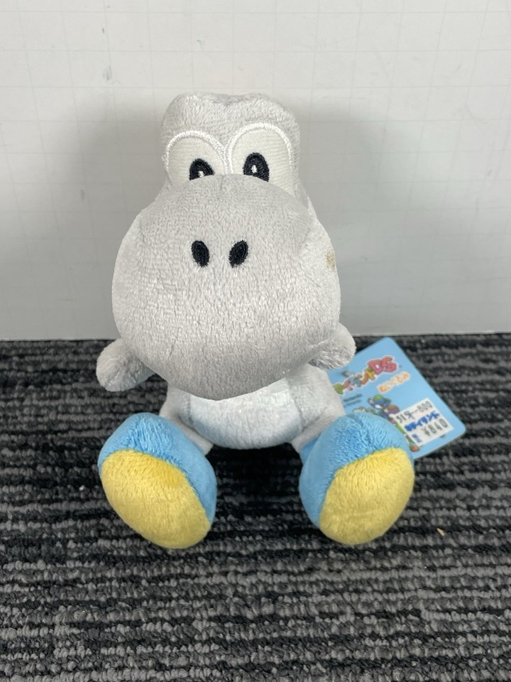 Yoshi Island DS Gray Grey Plush Toy 2007 Nintendo Sanei Super Mario ...