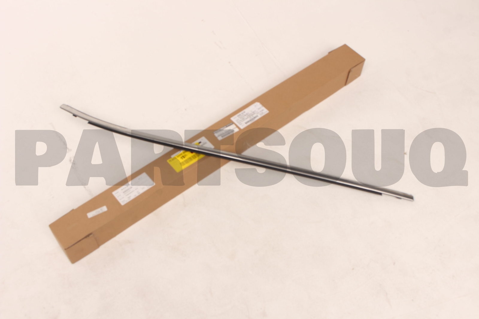 828204CL0A Genuine Nissan MLDG RR DOOR 82820-4CL0A | eBay