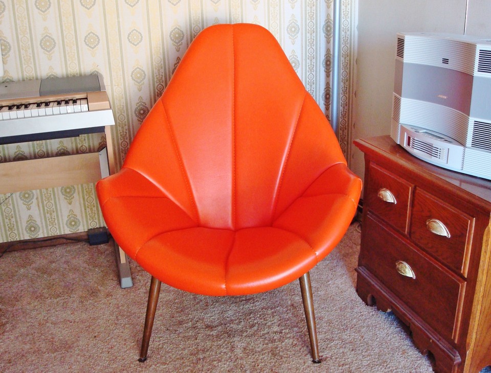 MID CENTURY MODERN ORIGINAL ORANGE VINYL UPHOLSTERY HIGH-BACK LOUNGE ...