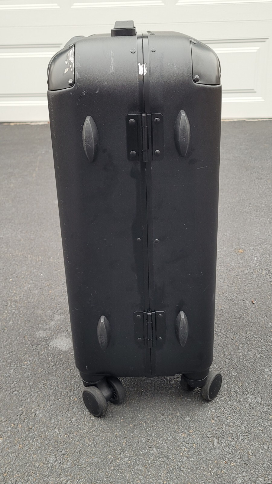 Solgaard Hard Shell 4-wheel Spinner Carry-On Original 22" US | Baltic ...