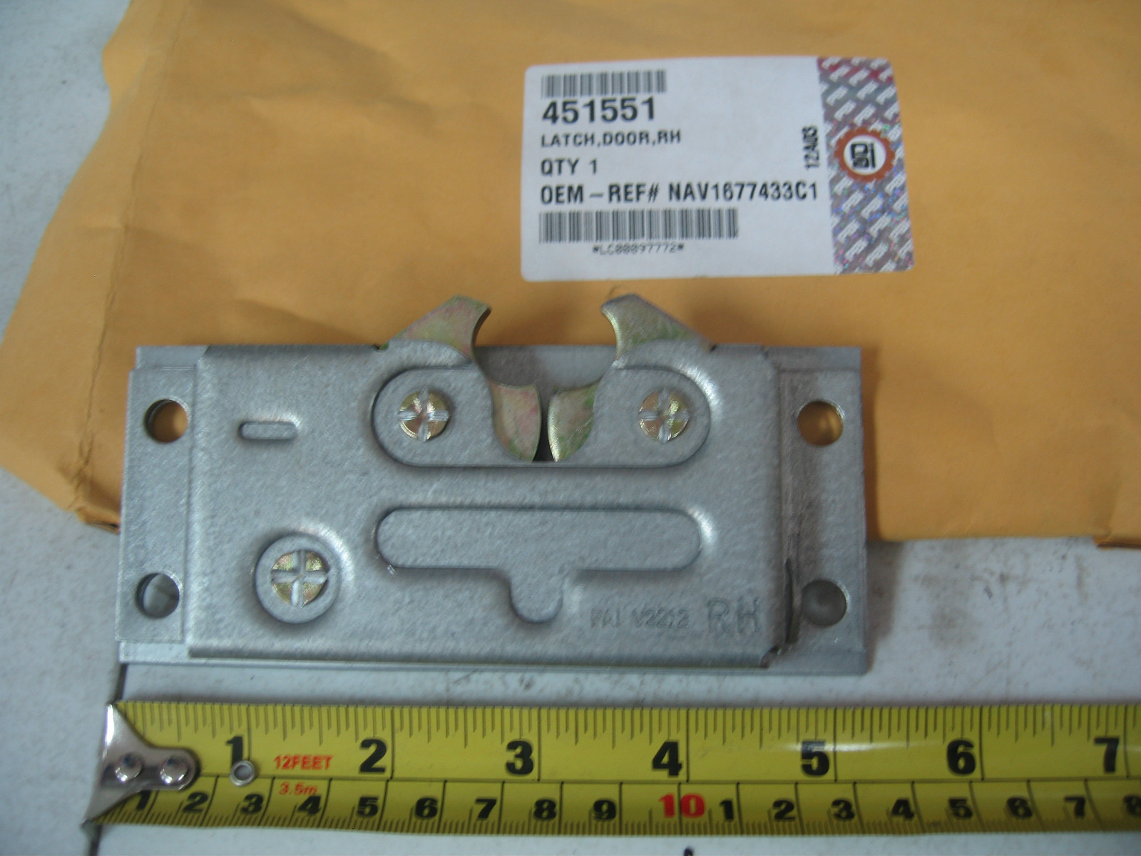 Right Hand Door Latch for International. PAI # 451551 Navistar Ref ...