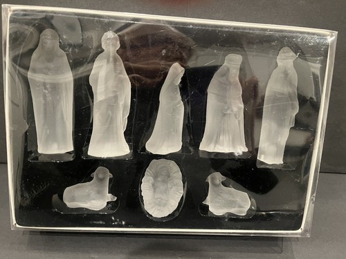Nativity Scene Christmas Manger 8 Pcs Set Frosted Glass Crystal Figures ...