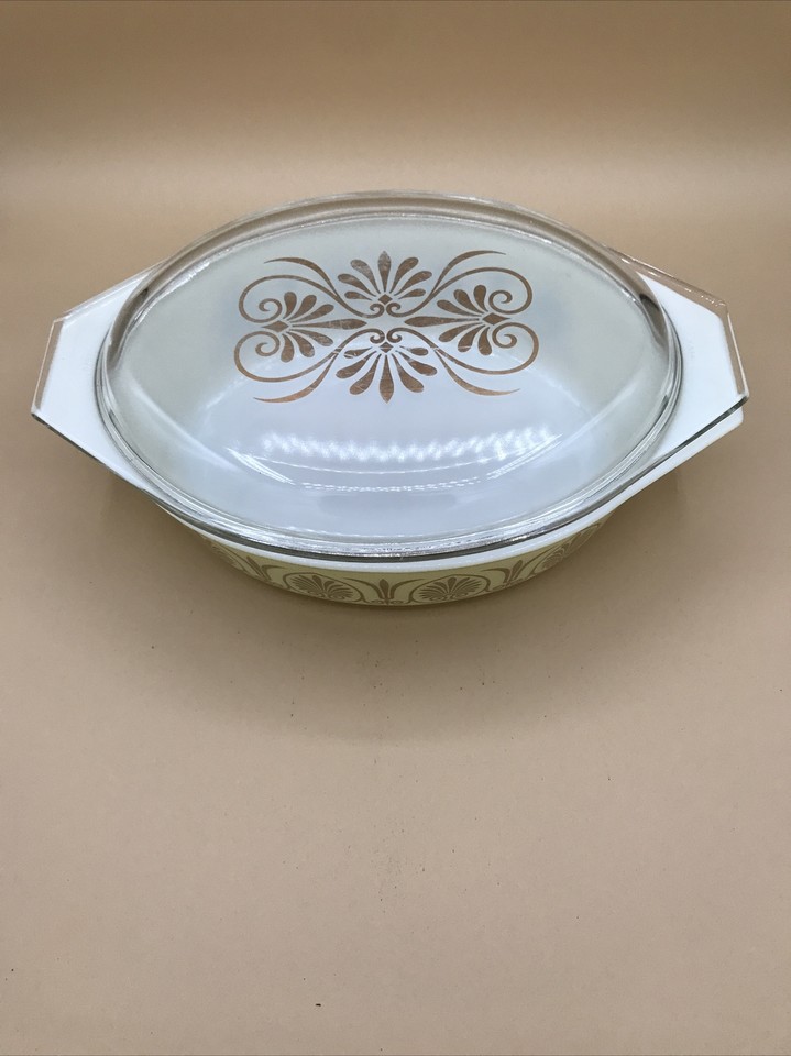 Vintage Pyrex Golden Classic Casserole Dish 045 Yellow and gold with ...