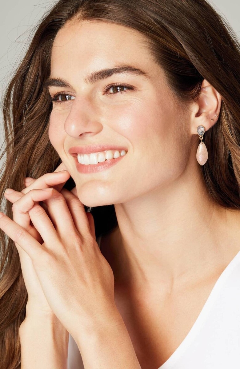 Jill Stone's Instagram, Twitter & Facebook on IDCrawl