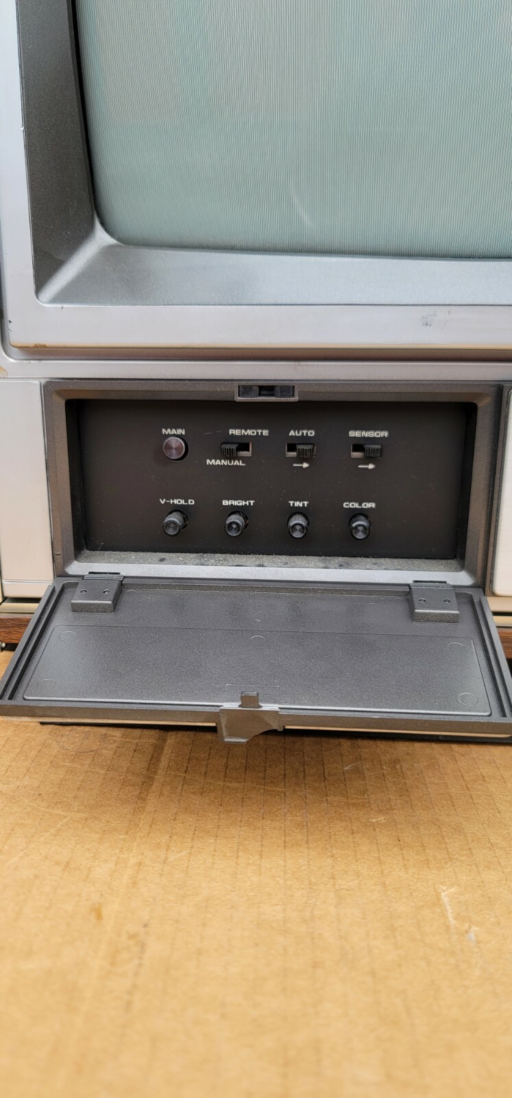 Vintage Sampo 9519 Tri-screen Color TV | eBay