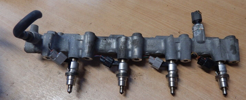 01-08 TOYOTA AVENSIS RAV4 NOAH IPSUM 1AZ-FSE FUEL INJECTOR SET X4 23250 ...