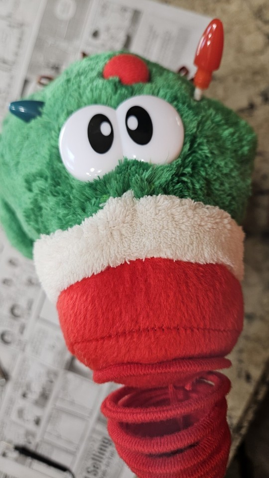 Sound N Light Animatronics Rockin Around the Christmas Tree Plush Sing ...