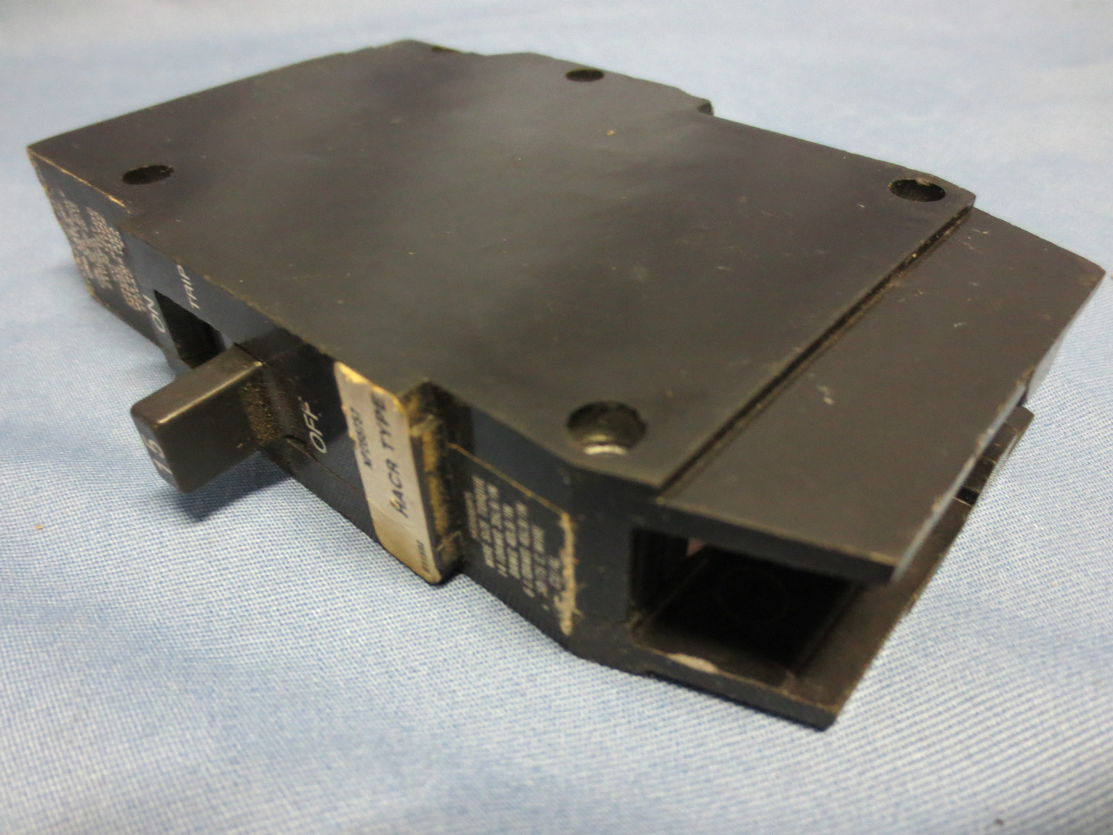 GENERAL ELECTRIC E11592-D 15A 1-POLE CIRCUIT BREAKER | eBay