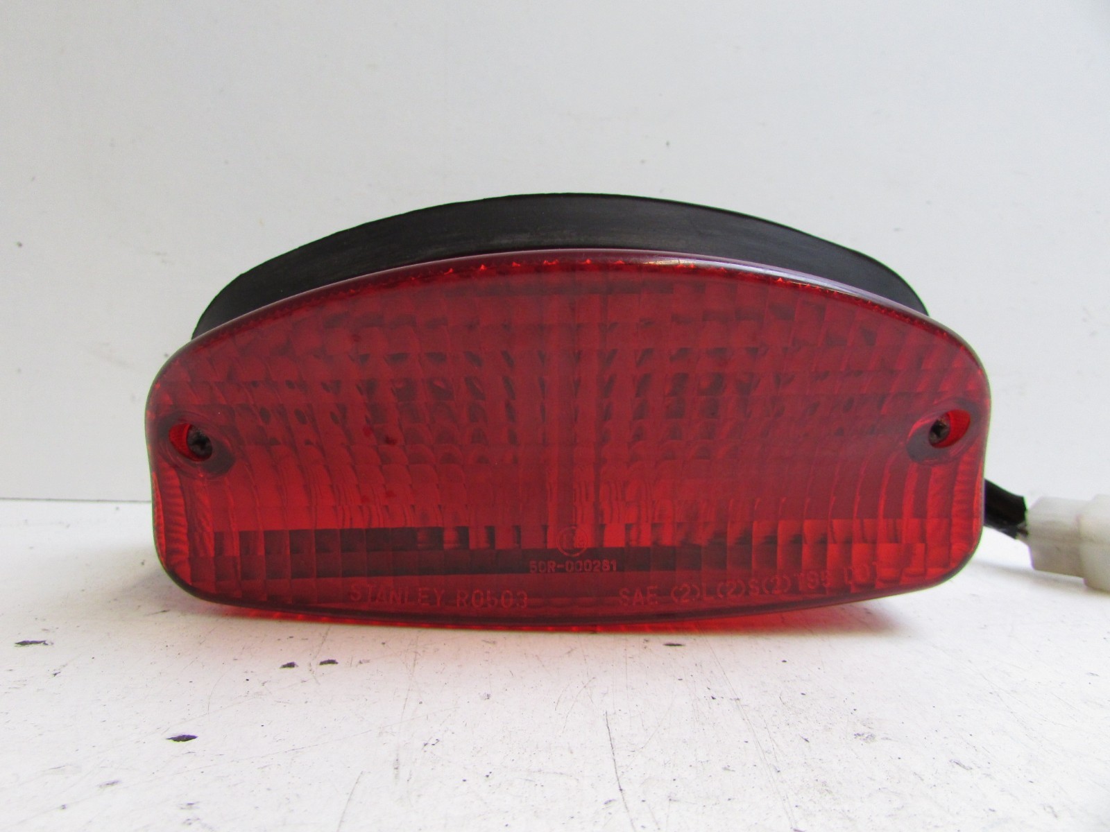 Suzuki GS500 GS500H GS500F K1 - K5 2001 - 2005 OEM Rear Tail Light Back ...