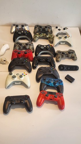 LOT Of 19 RANDOM CONTROLLERS XBOX ONE, 360, PS3, PS4, NINTENDO WII ...