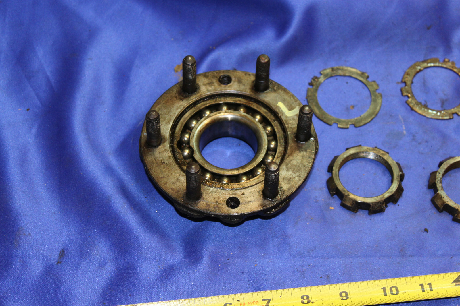 Morris 8 Rear Axle Hub Assemblies | eBay