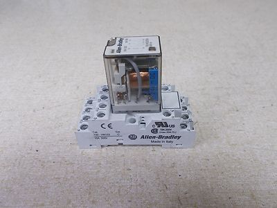 NEW Allen Bradley 700-HN103 700-HC2Z24 Relay and Base Socket Series C ...