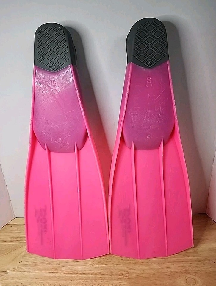 Dacor Swim Dive Scuba Fins Flippers Small Size 5-7 Pink / Gray | eBay