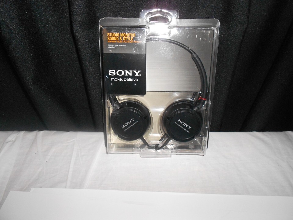 Sony MDR-ZX100 Stereo Headphones Studio Monitor Sound Blue NIP-(9G) | eBay