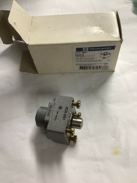 Telemecanique Zcke61 Metal End Plunger Limit Switch Head for sale ...