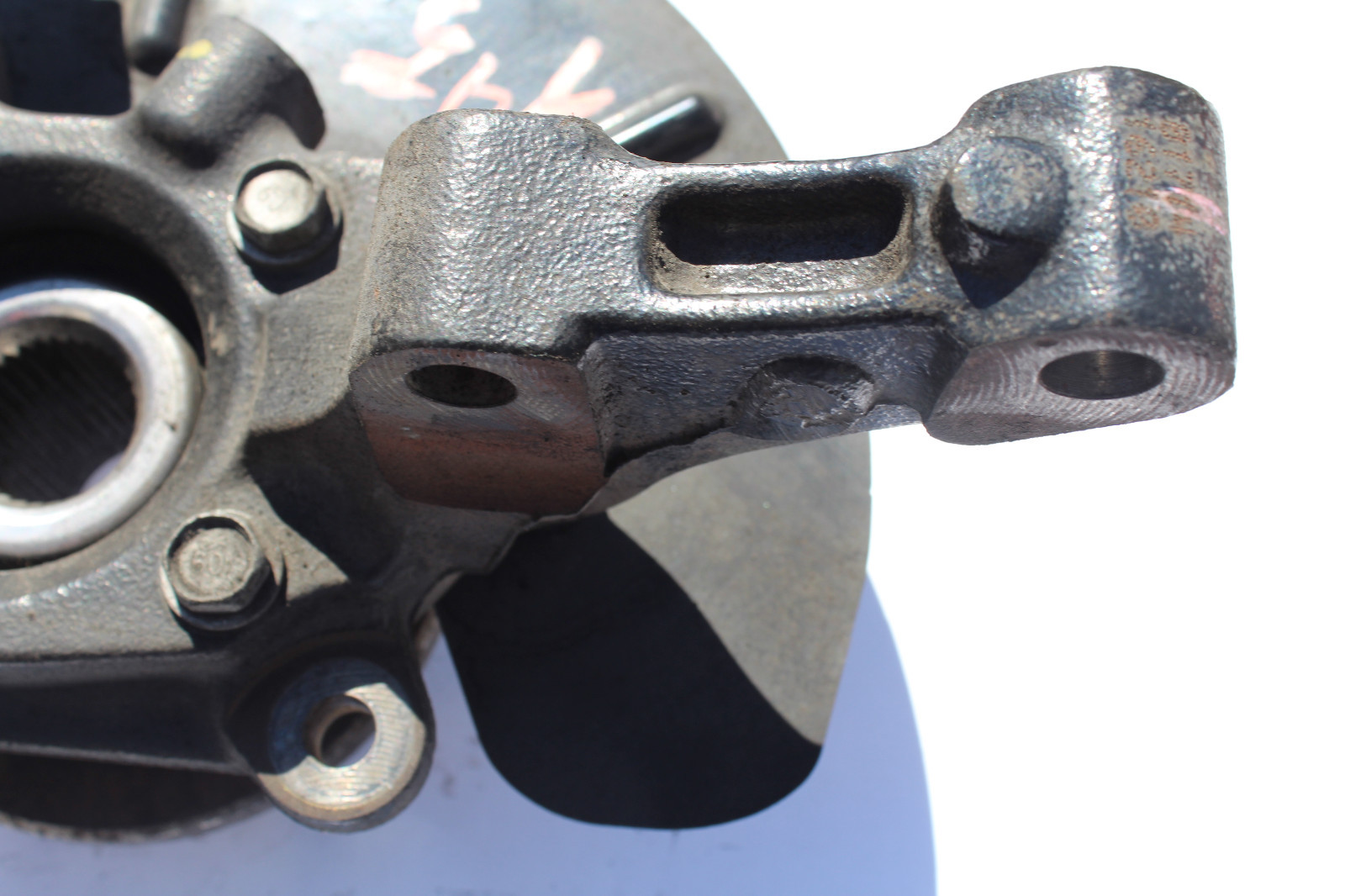 2011-2014 CHRYSLER 200 DRIVER FRONT LEFT SPINDLE KNUCKLE HUB V745 | eBay