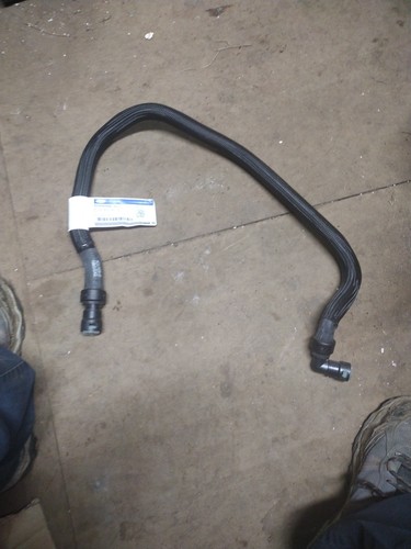 2017-2023 FORD F-250/350 SUPER DUTY RIGHT OUTLET TUBE NEW OEM HC3Z ...