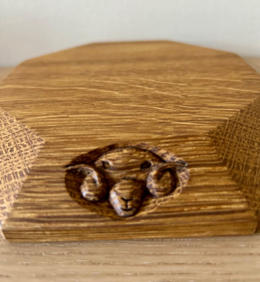 ROBERT MOUSEMAN THOMPSON APPRENTICE TERRY 'RAMMAN' HARRINGTON OAK ...