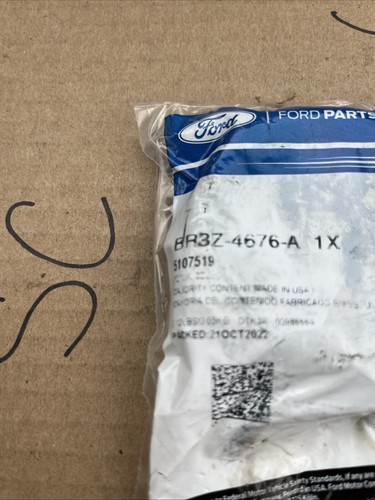 OEM NEW FORD Rear Differential Pinion Seal 1986-2014 Mustang F-150 BR3Z ...