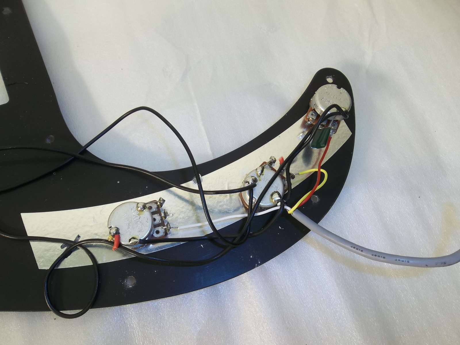 Fender Squier P Bass PICKGUARD w/POTS Black ~ Affinity Precision PJ ...