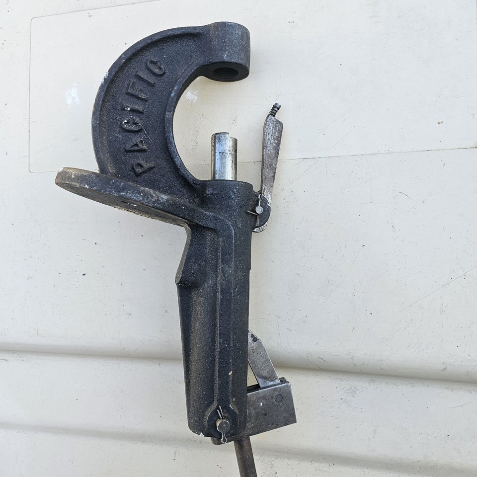 Vintage Pacific Reloading Press – Cast Iron | eBay