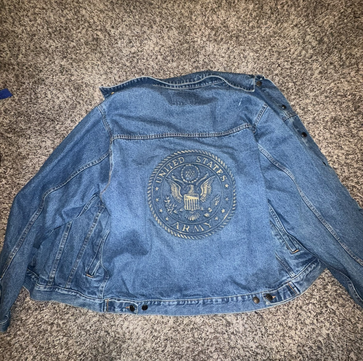 US Army Embossed Denim Jacket *Vintage* Large - Gem