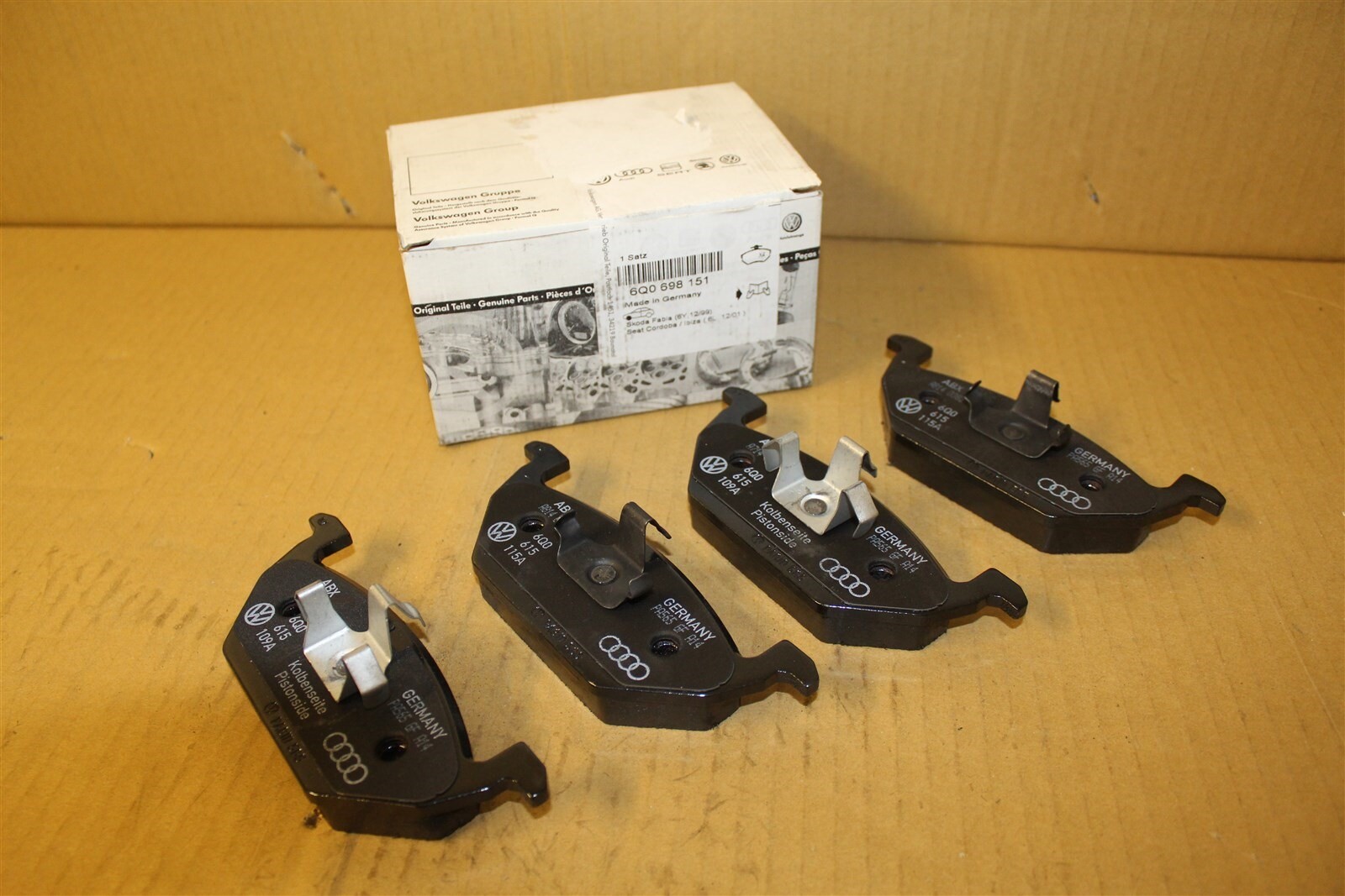 Front brake pads (check with us) Fox Polo Fabia Ibiza 6Q0698151 Genuine ...