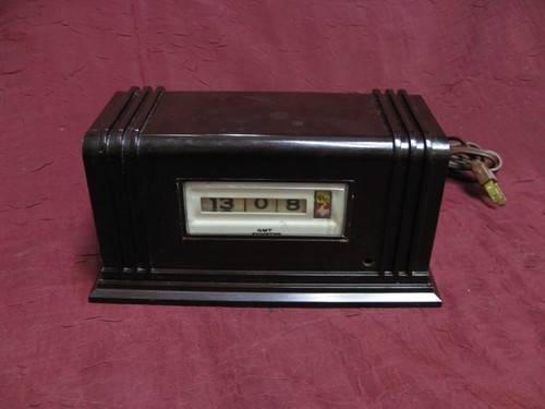 VINTAGE PENWOOD NUMECHRON TYMETER BAKELITE 24HR CLOCK WORKS GREAT MODEL ...
