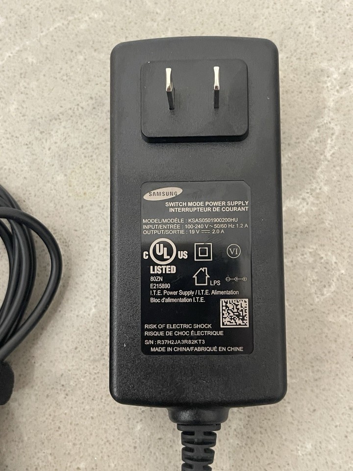 Samsung Galaxy View SM-T670 18.4 Inch 1920 x 1080 Wi-Fi 32GB Tablet ...