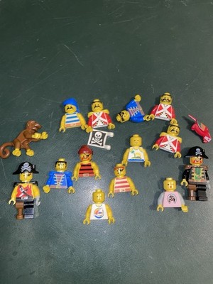 Vintage Lego Minifigures Captain Red Beard Monkey Parrot Soldiers ...