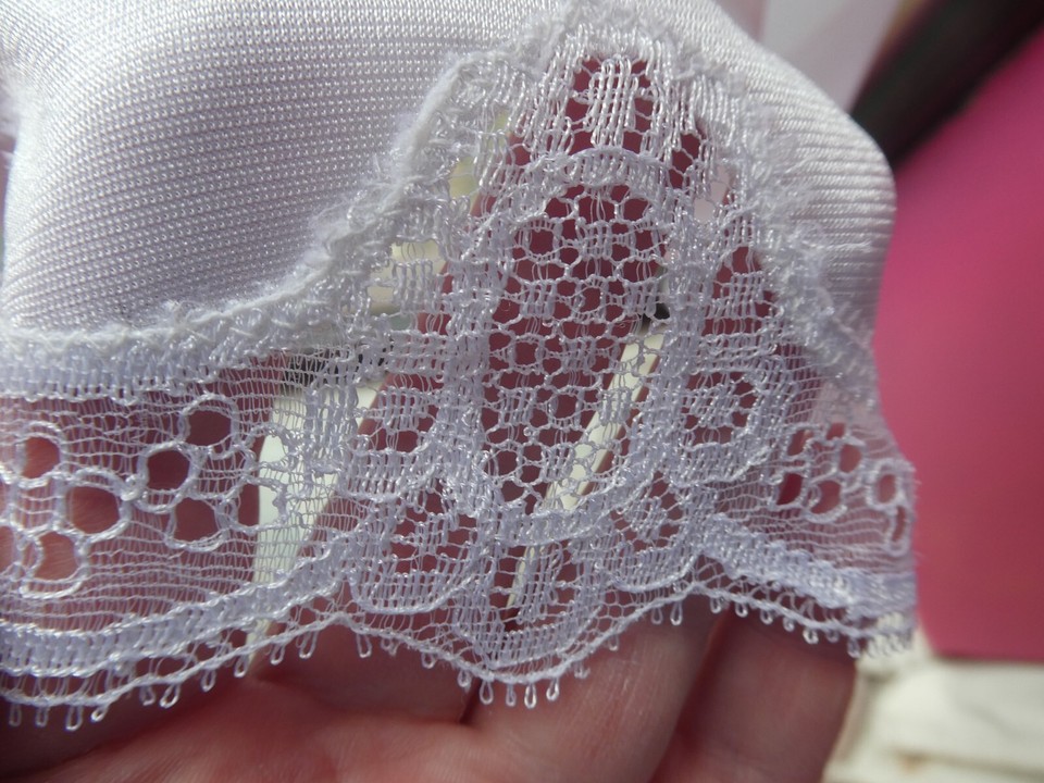 Vtg Shimmering Pure White Thicker Nylon Warner Half Slip Scallop Lace ...