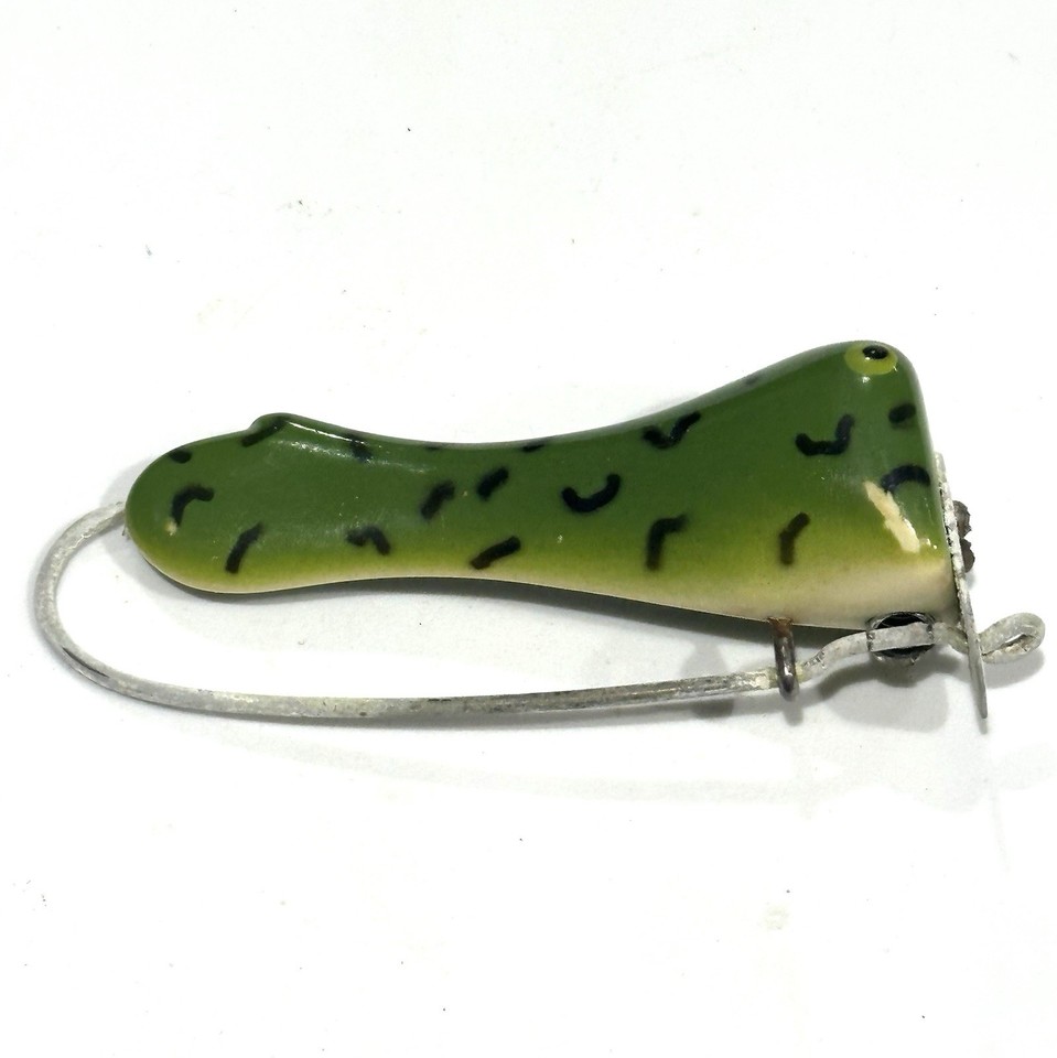 Vintage unknown spring loaded frog fishing lure tackle find | eBay