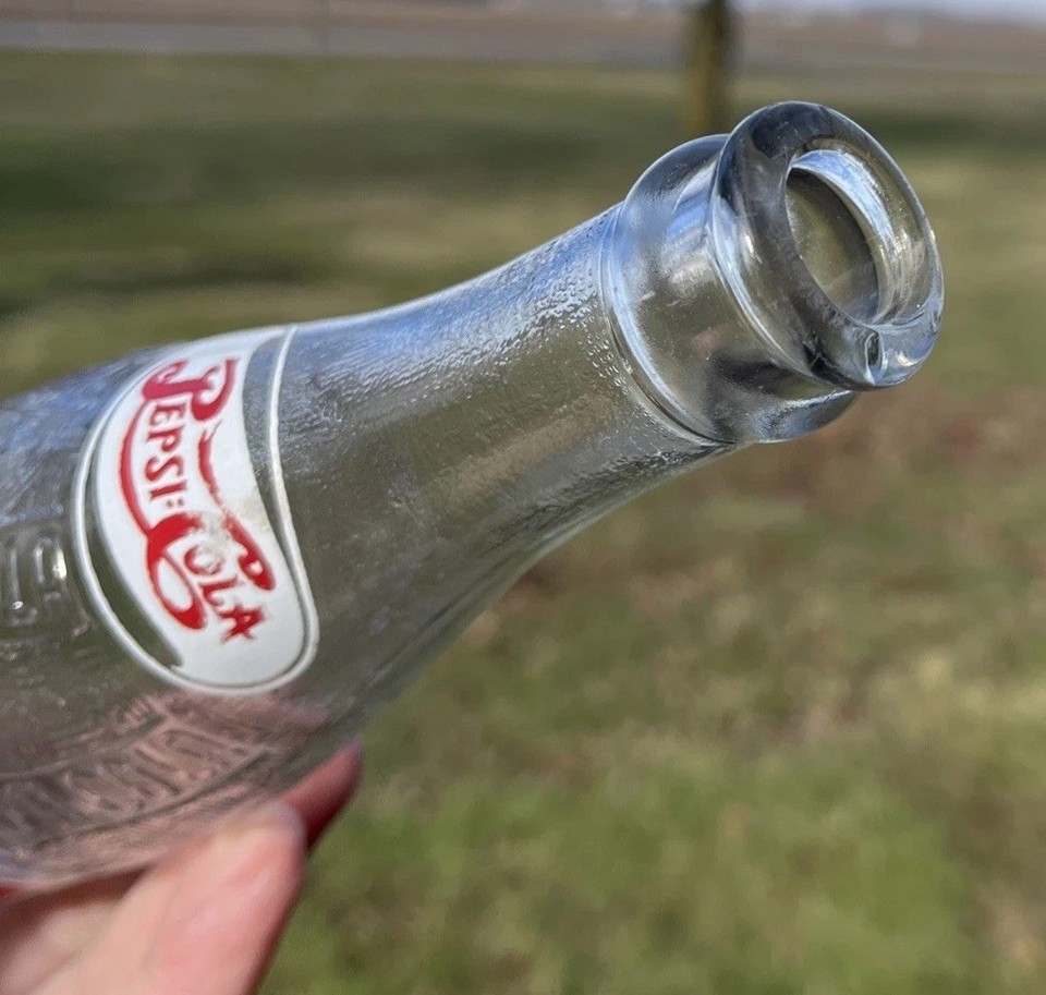 BENSON MN MINNESOTA RED WHITE BLUE PEPSI SODA POP BOTTLE DOUBLE DOT ...