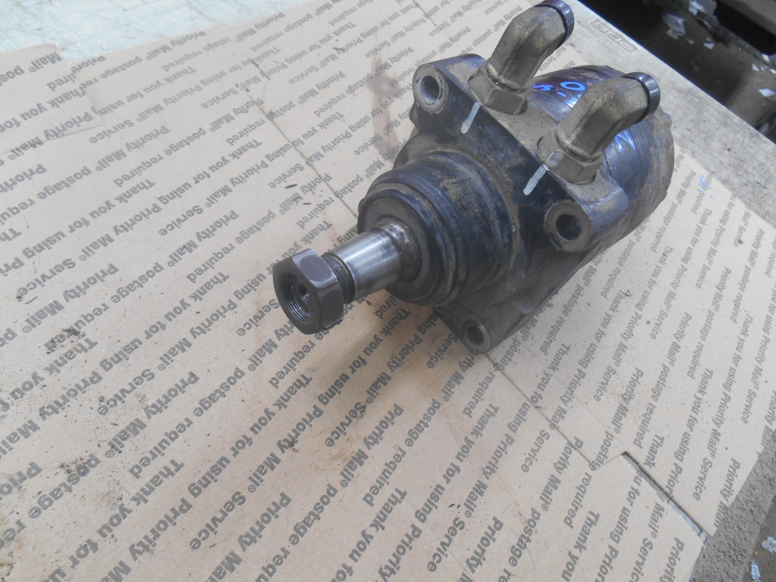 John Deere F680 Z-Trak Zero Turn - DRIVE MOTOR ROSS TORK MOTOR ...