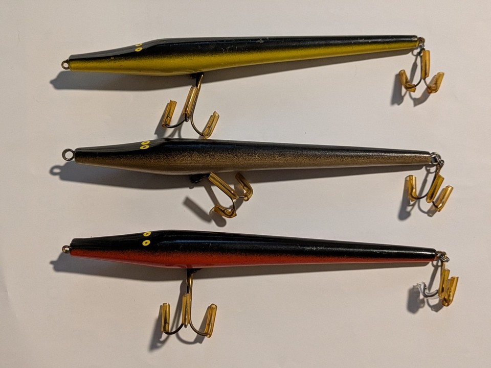 Vintage Unknown Gar Needlefish Fishing Lures Old Plastic Bass Bait ...