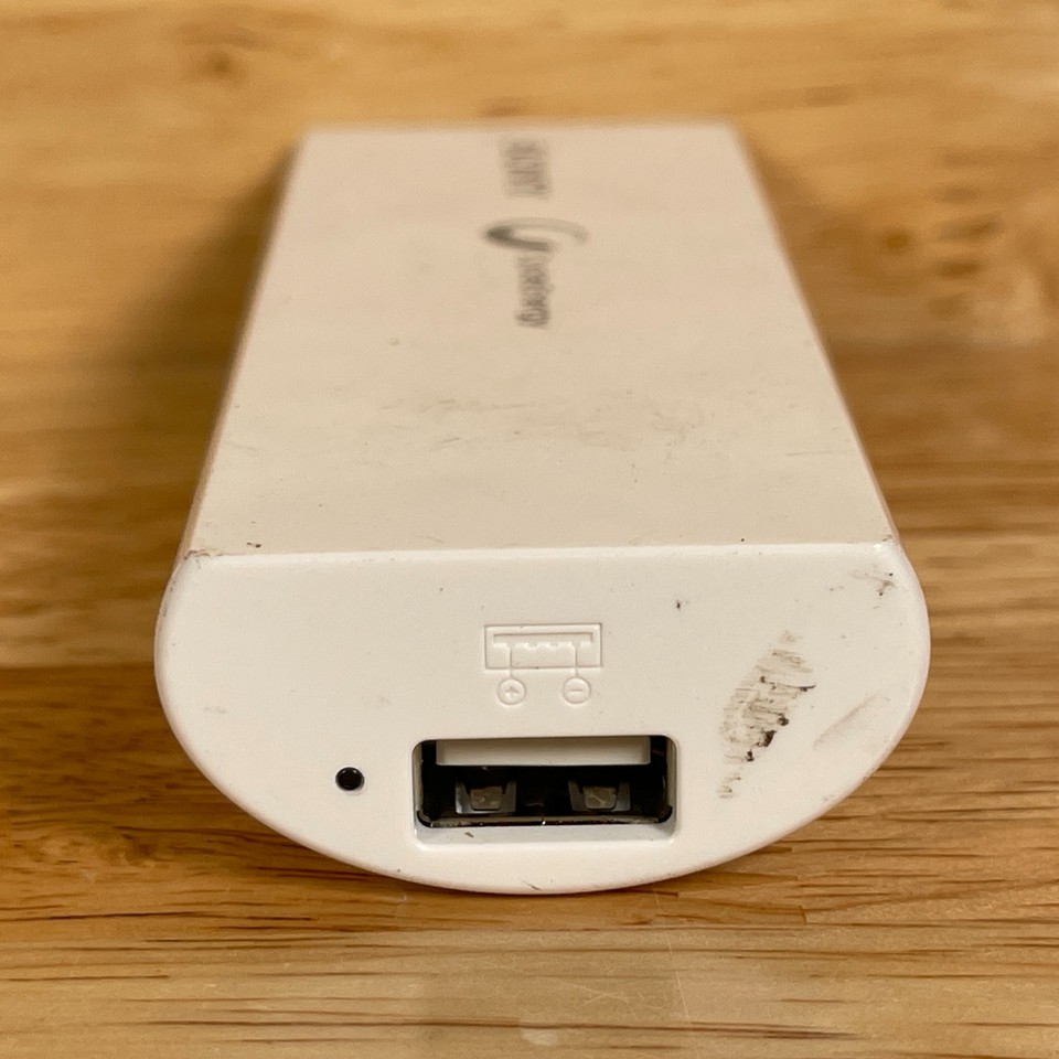 Sony Cycle Energy CP-V3 White USB 2800mAh Capacity Portable Universal ...