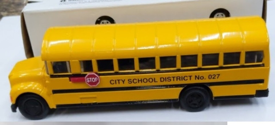 Ertl K076 1:50 School Bus City School District No. O27 Die Cast | eBay