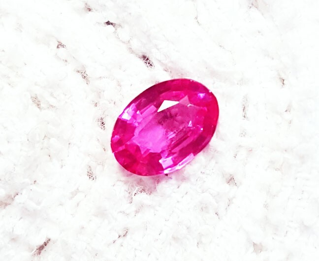 Natural Pink Sapphire Certified Oval Shape Loose Gemstone 1.35 Ct With ...