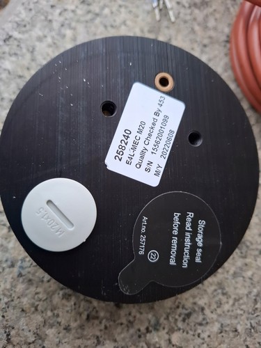 Rotork Remote Control E4L-MEC M20 Switch Box, IP67, P/N 258240, Made in ...