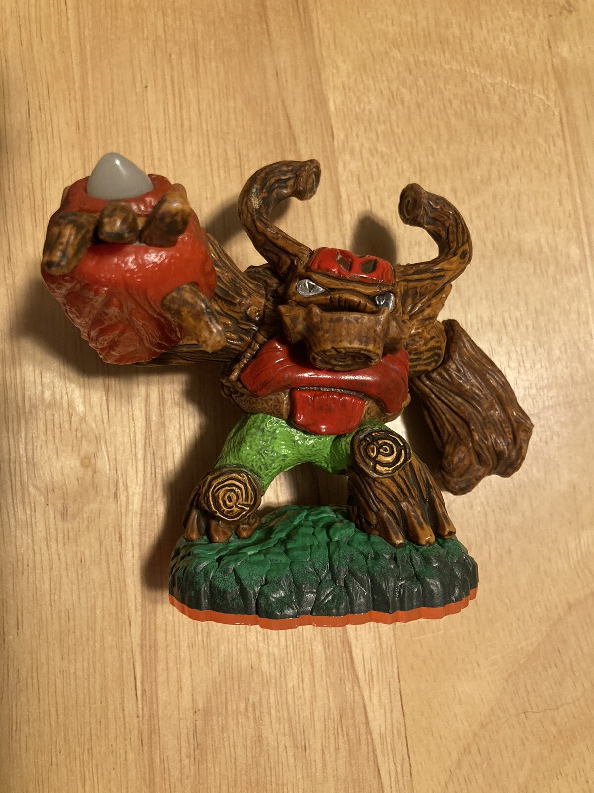 Skylander Portal Of Power. 4 Figures. Dragon, Tree, Wash Buckler, Blast ...