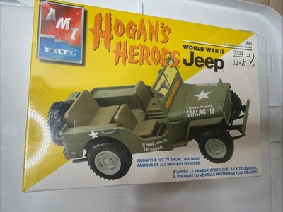 AMT 31752 Hogan’s Heroes World War II Jeep 2n1 1/25 McM kit factory ...