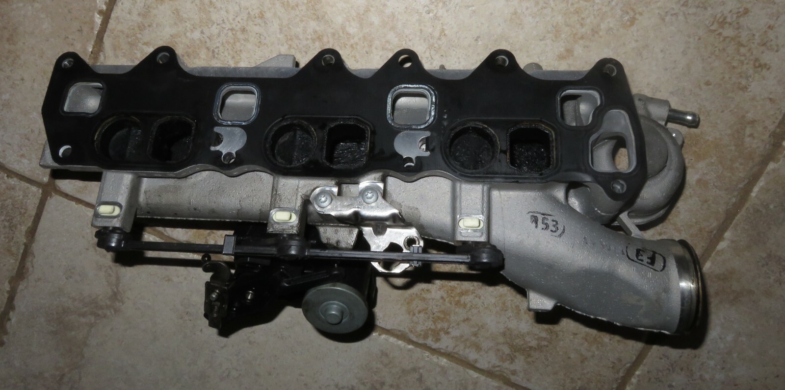 Mercedes W212 S350 R350 E350 Bluetec Right Intake Manifold 6420900637 ...