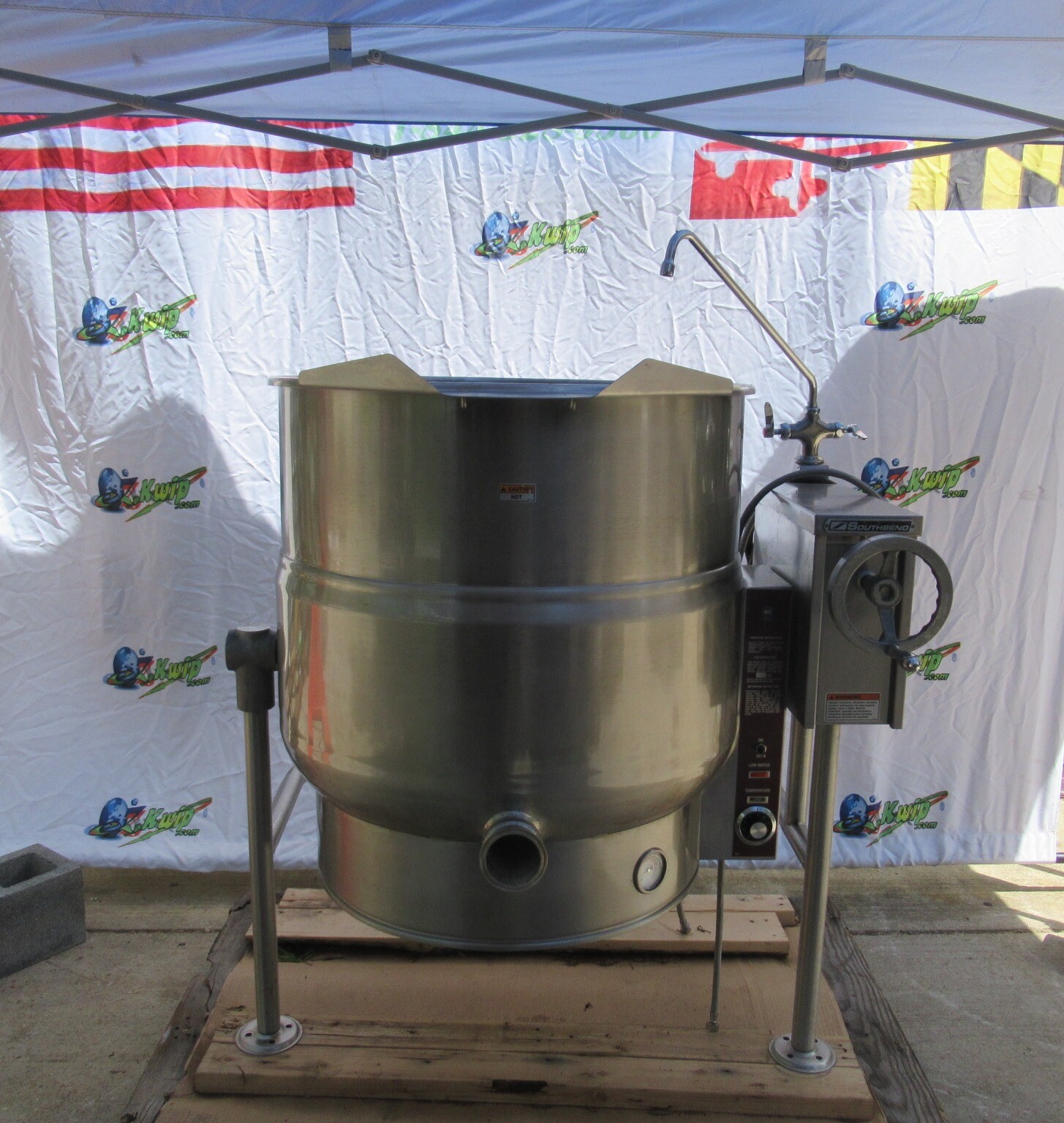 Southbend Vulcan VELT-40 208-240V 1-3 Phase Electric Tilting Steam ...