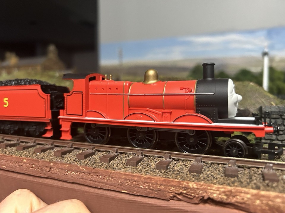 Hornby R9290 James The Red Engine | eBay