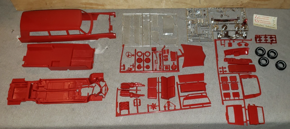 VTG~Jo-han 1/25~1968 Cadillac Ambulance Rescue Fire~Model Car Kit~GC500 ...