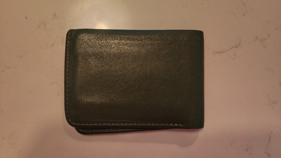 Bellroy The Low Wallet Green Slim Leather Bifold (Pre-Owned) | eBay