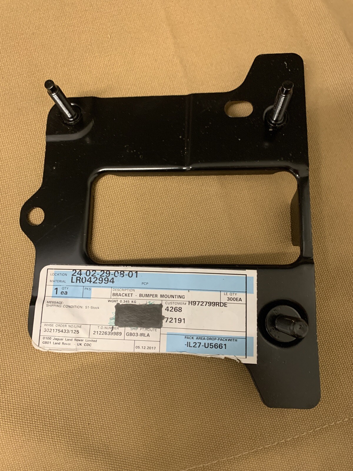 Land Rover Evoque Right Rear Bumper Reinforcement Bracket LR042994 ...