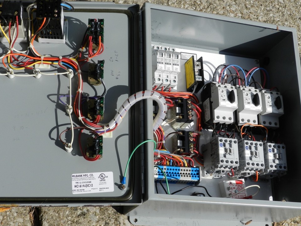 Control Panels for fan + Motor control sys : Paint Booths, Industries ...
