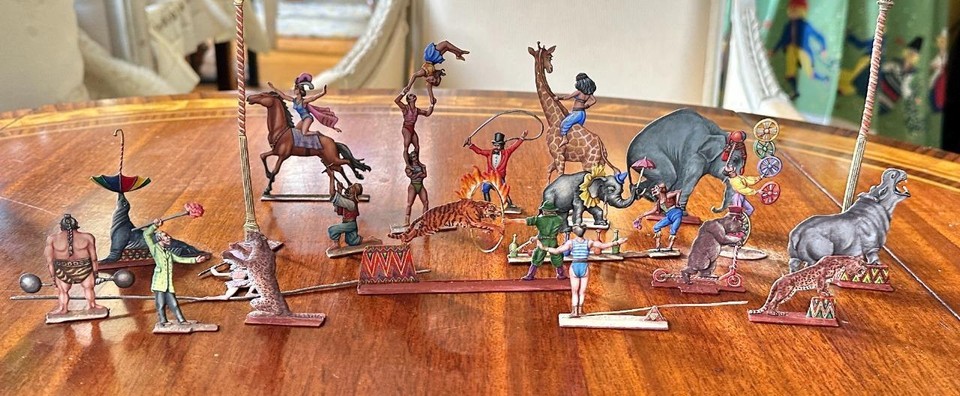 20 Circus Figures Hand Painted Clown Acrobat Miniature Lead Figure ...